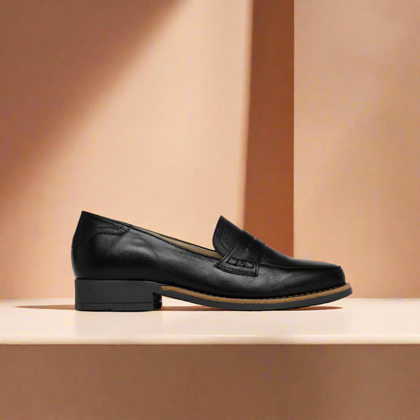 Calla | Nadia | Black Leather shoe
